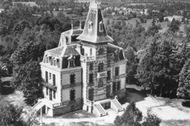 chateau de chaumont – Escape from the holocaust 1939